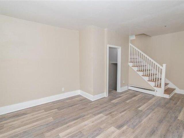 house with 4 bedroom, Providence RI DS102595197