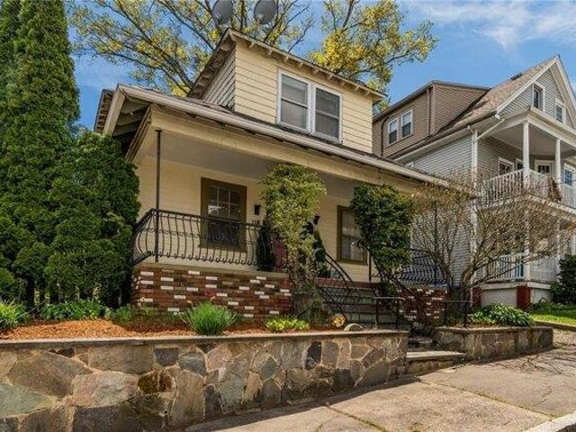 house with 4 bedroom, Providence RI DS103019428