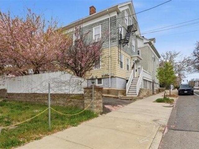 house with 4 bedroom, Providence RI DS103128028