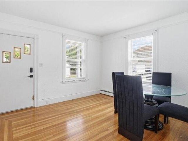 house with 4 bedroom, Providence RI ES104042922