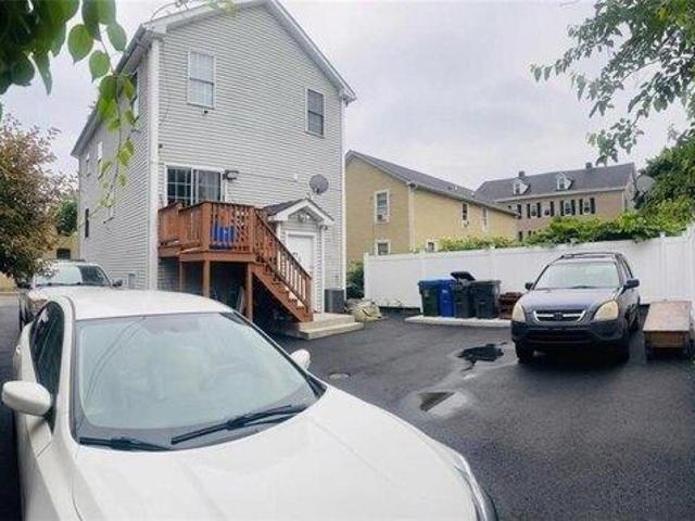 house with 4 bedroom, Providence RI ES104113053
