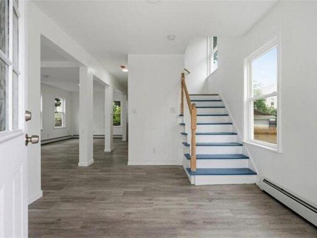 house with 4 bedroom, Providence RI ES104330520