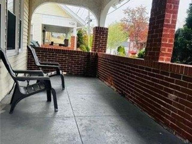 house with 4 bedroom, Providence RI ES104445380