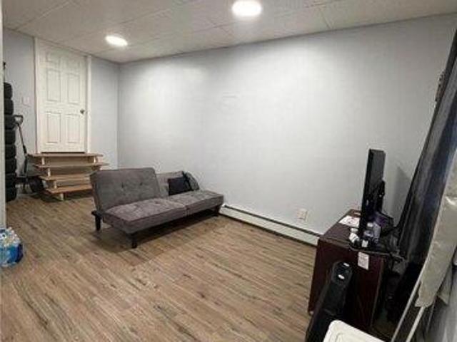 house with 4 bedroom, Providence RI ES104510200