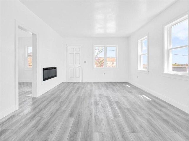 house with 4 bedroom, Providence RI ES104760222