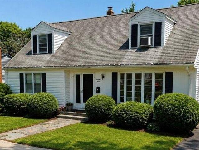 house with 4 bedroom, Providence RI ES104791554