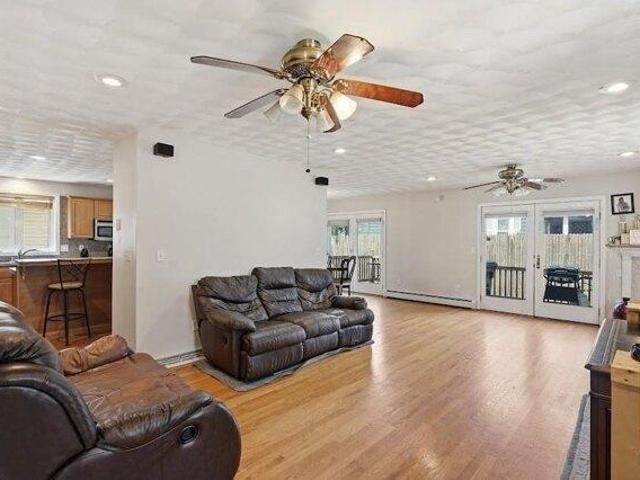 house with 4 bedroom, Providence RI ES105080807