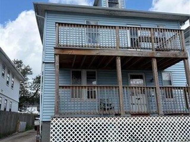 house with 4 bedroom, Providence RI ES105094082
