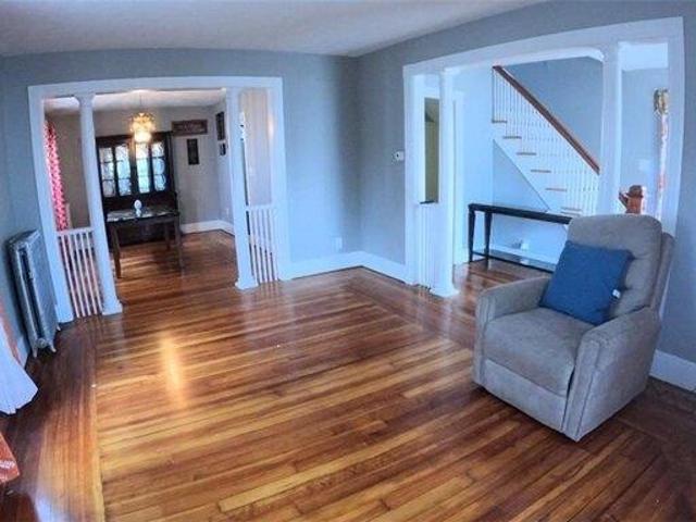 house with 4 bedroom, Providence RI ES105116041