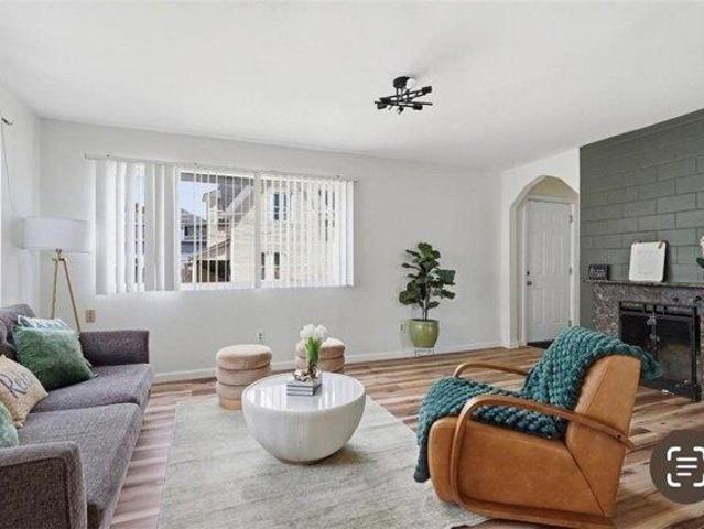 house with 4 bedroom, Providence RI ES105173191