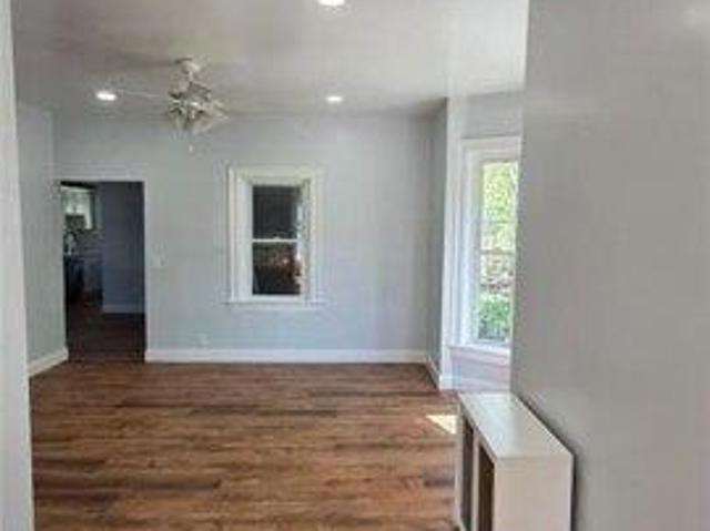 house with 4 bedroom, Providence RI ES105191125