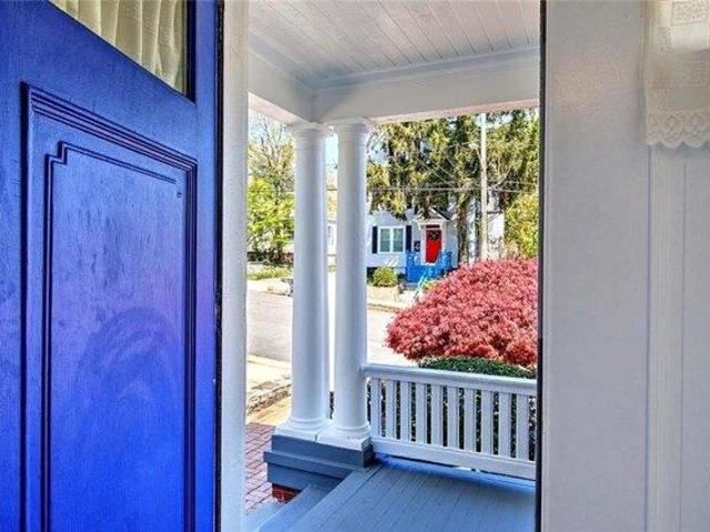 house with 4 bedroom, Providence RI ES103017090