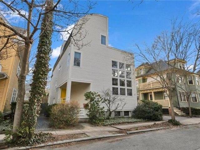 house with 4 bedroom, Providence RI ES103664006
