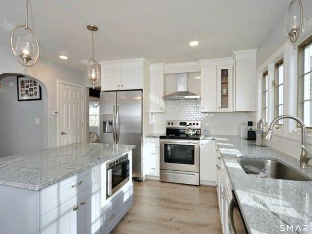 house with 4 bedroom, Prospect CT DS102476808