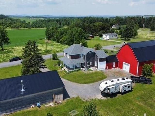 house with 4 bedroom, Presque Isle ME ES105113483