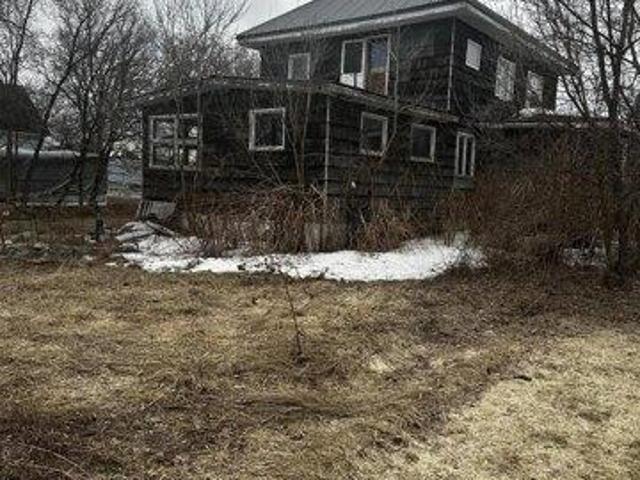 house with 4 bedroom, Presque Isle ME ES105126109