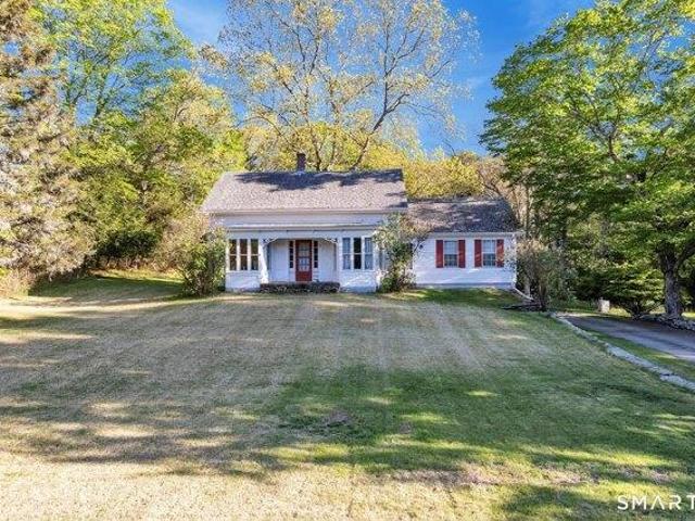 house with 4 bedroom, Putnam CT DLS102776062