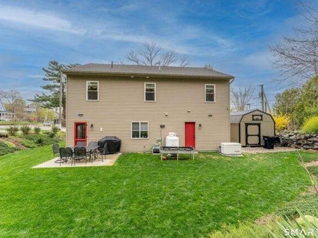 house with 4 bedroom, Putnam CT DLS103101587