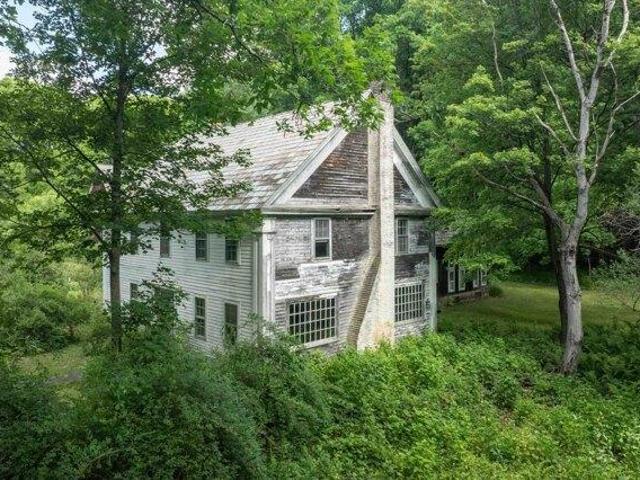 house with 4 bedroom, Putney VT ES104851372