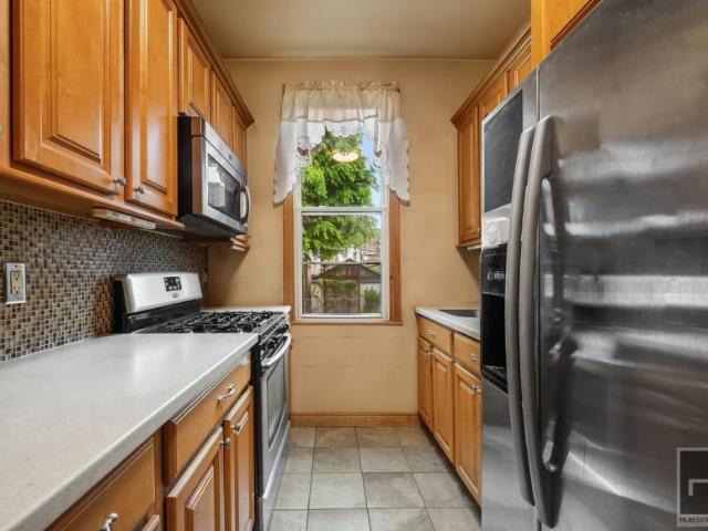 house with 4 bedroom, QUEENS NY ES102631978