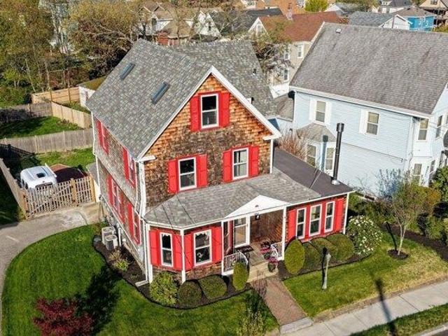 house with 4 bedroom, Quincy MA ES102826668