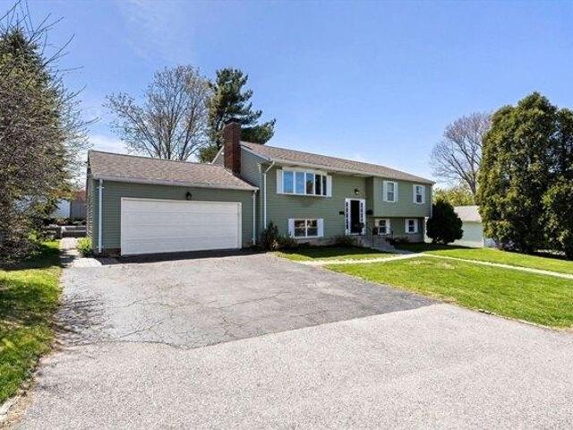 house with 4 bedroom, Quincy MA ES103188333