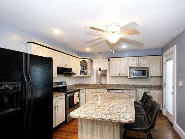 house with 4 bedroom, Quincy MA ES104832009