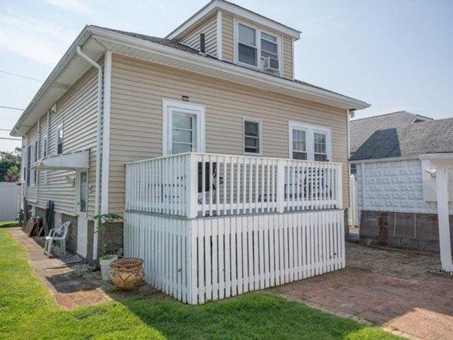 house with 4 bedroom, Quincy MA ES105081492