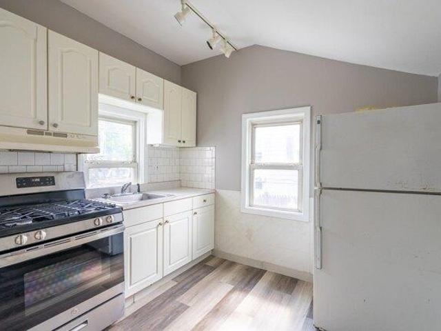 house with 4 bedroom, Quincy MA ES105081711
