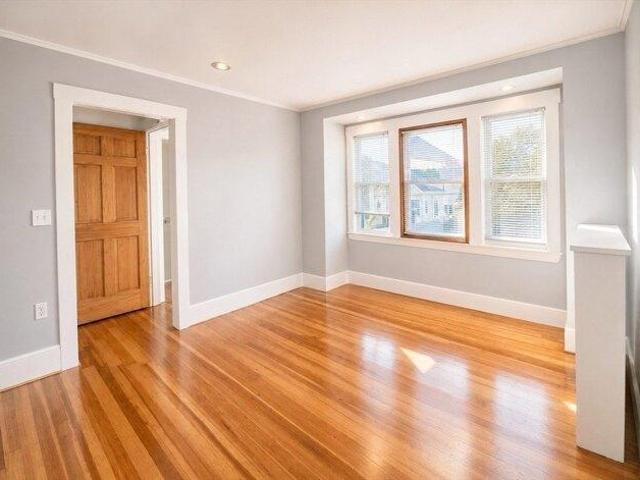 house with 4 bedroom, Quincy MA ES105240103