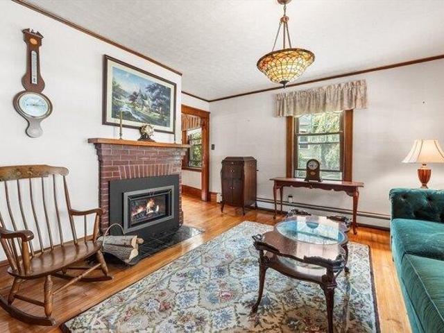 house with 4 bedroom, Quincy MA ES105258697