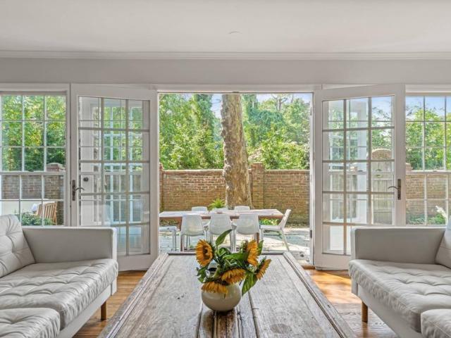 house with 4 bedroom, Quiogue NY ES98818495