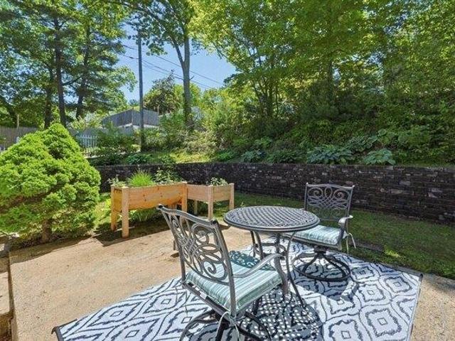 house with 4 bedroom, Randolph MA ES104441325