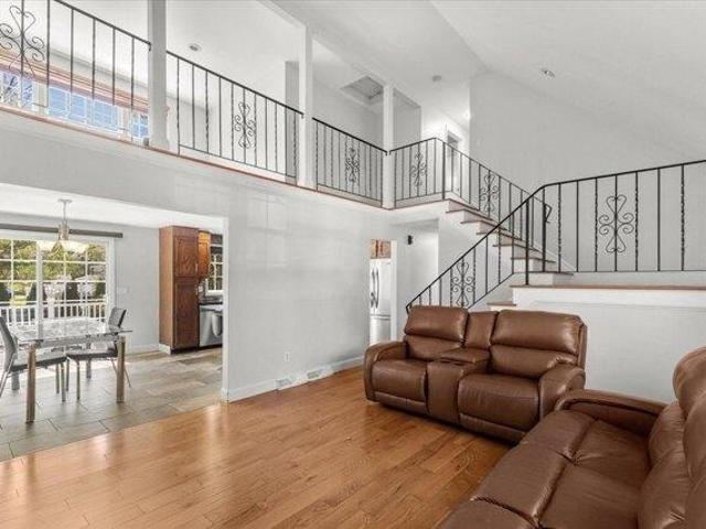 house with 4 bedroom, Randolph MA ES104850725