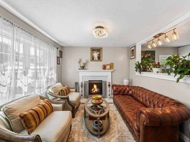 house with 4 bedroom, Randolph MA ES104834072