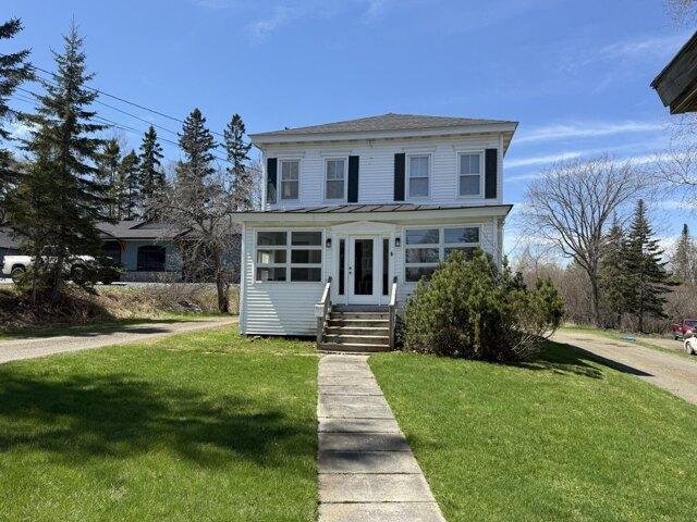 house with 4 bedroom, Rangeley ME DLS102442557