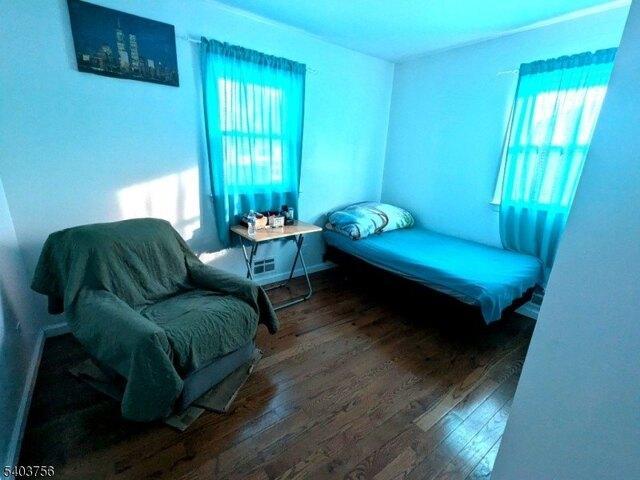house with 4 bedroom, Rahway NJ ES104513211