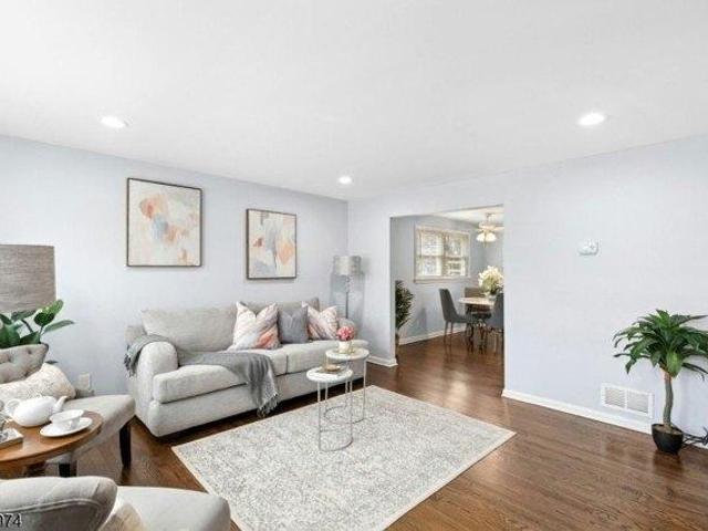 house with 4 bedroom, Rahway NJ ES104263918