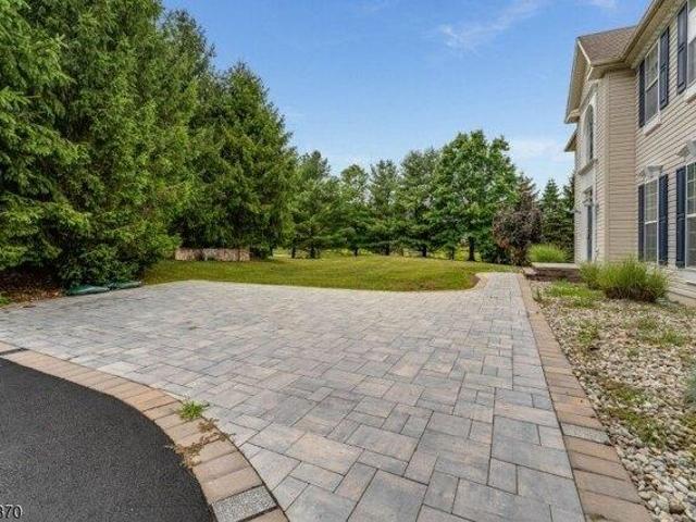 house with 4 bedroom, Raritan NJ ES105172323