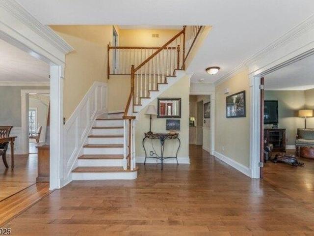 house with 4 bedroom, Raritan NJ ES105203756