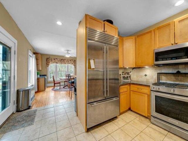 house with 4 bedroom, Raymond NH DLS102120841