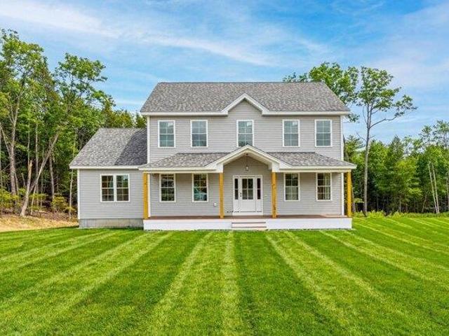 house with 4 bedroom, Raymond NH DLS102279399