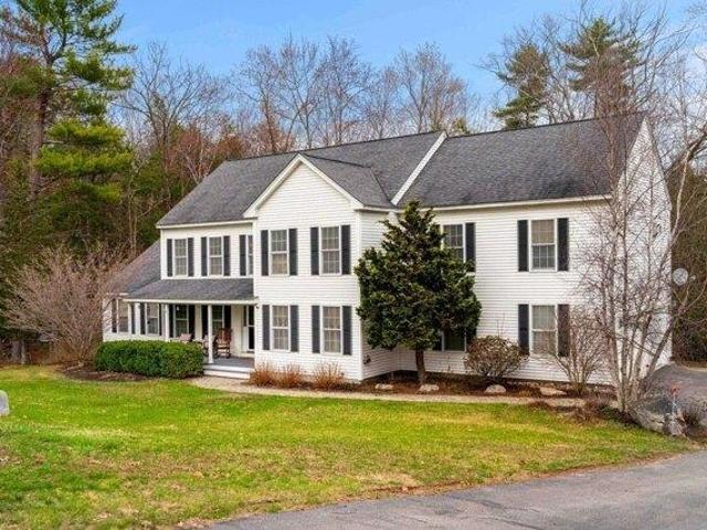 house with 4 bedroom, Raymond NH DS102211772