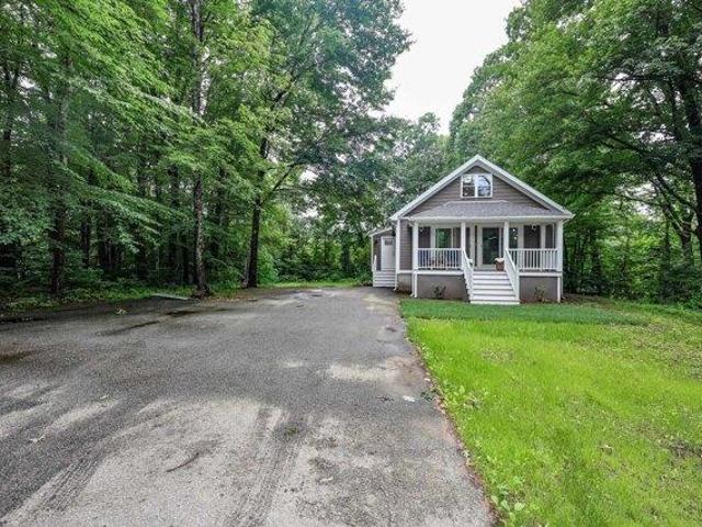 house with 4 bedroom, Raymond NH ES104790733