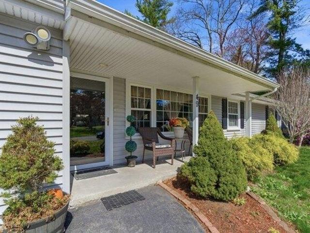 house with 4 bedroom, Raynham MA DLS102480100