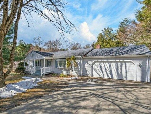 house with 4 bedroom, Raynham MA DS102445860