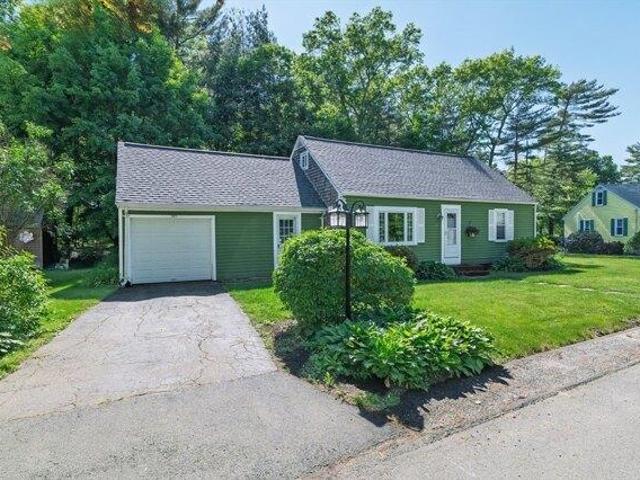 house with 4 bedroom, Raynham MA DS103075195