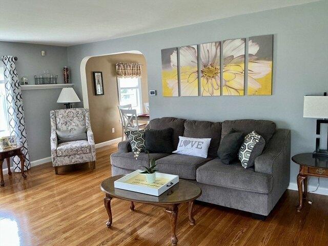 house with 4 bedroom, Raynham MA ES104539352