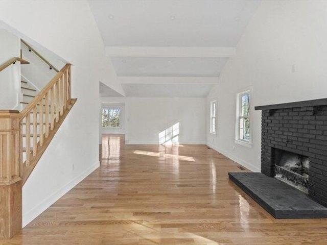 house with 4 bedroom, Raynham MA ES104539729