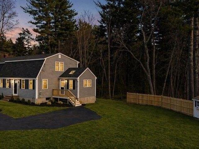 house with 4 bedroom, Raynham MA ES104569661